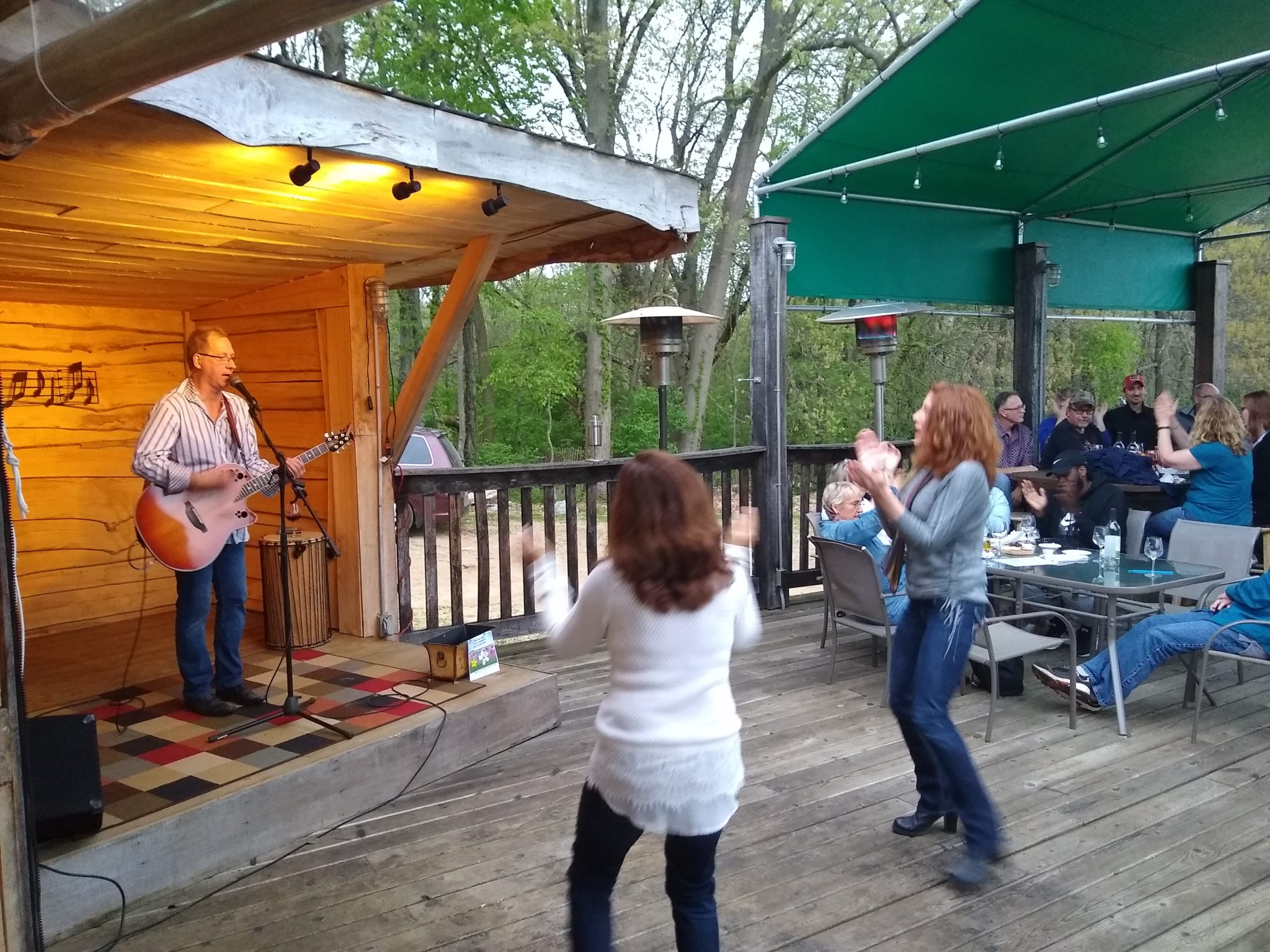 Photos - Flying Otter Vineyard & Winery